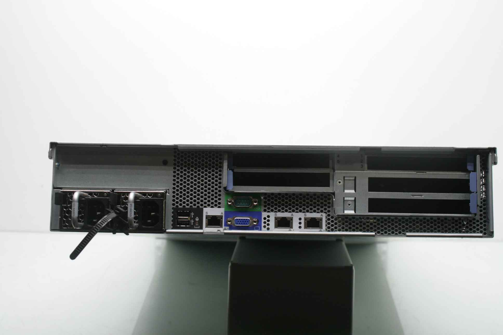 Cisco UCS C210 M2 Server 16 Bay, Dual Xeon 2.53 GHz CPU. 48 Gb DDR3 ...