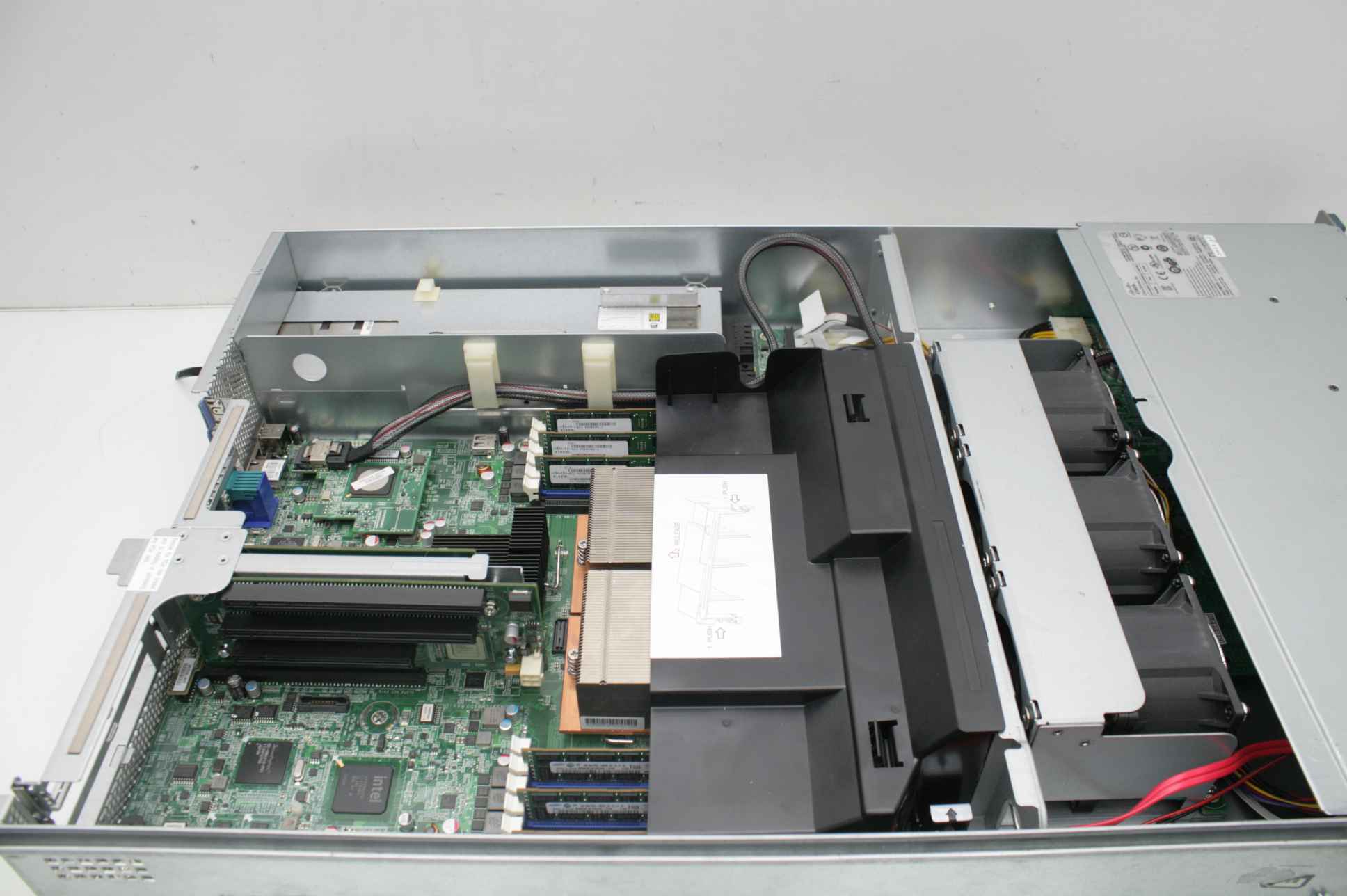 Cisco UCS C210 M2 Server 16 Bay, Dual Xeon 2.53 GHz CPU. 48 Gb DDR3 ...