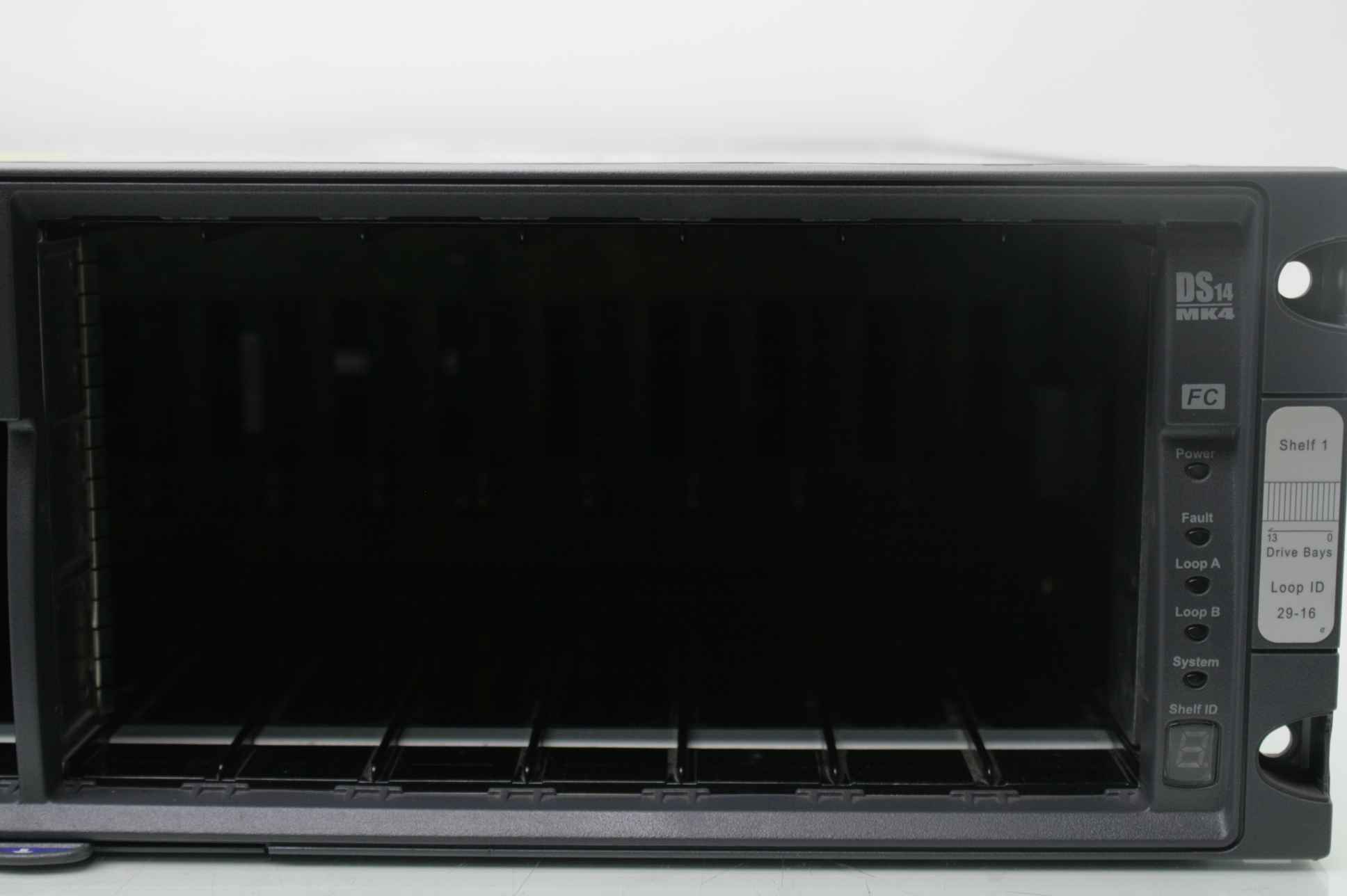 NetApp NAF-0601 Filer, FULL SYSTEM FAS3040 Filer w/ 6x NetApp DS14MK4 ...