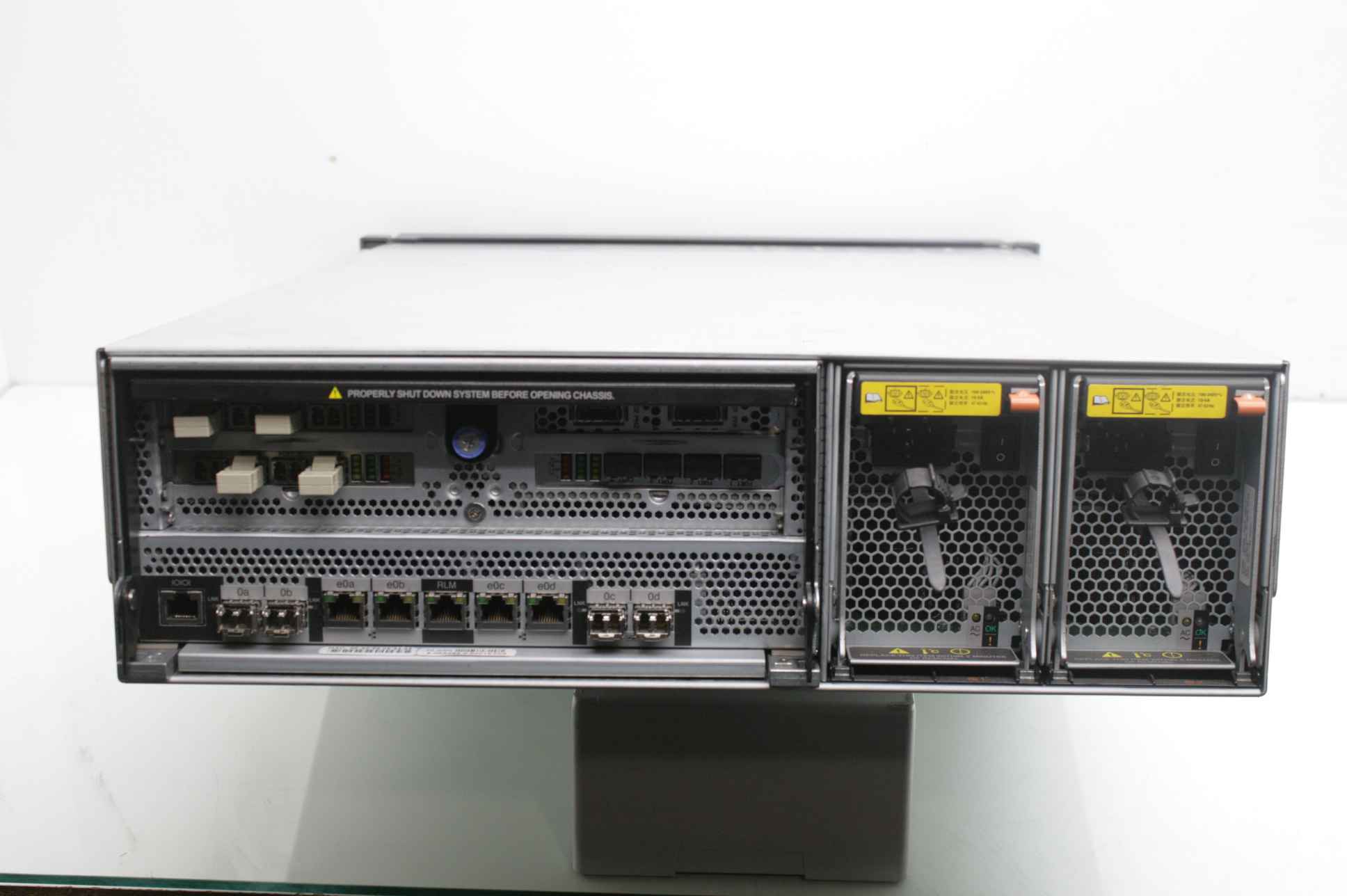 NetApp NAF-0601 Filer, FULL SYSTEM FAS3040 Filer w/ 6x NetApp DS14MK4 ...