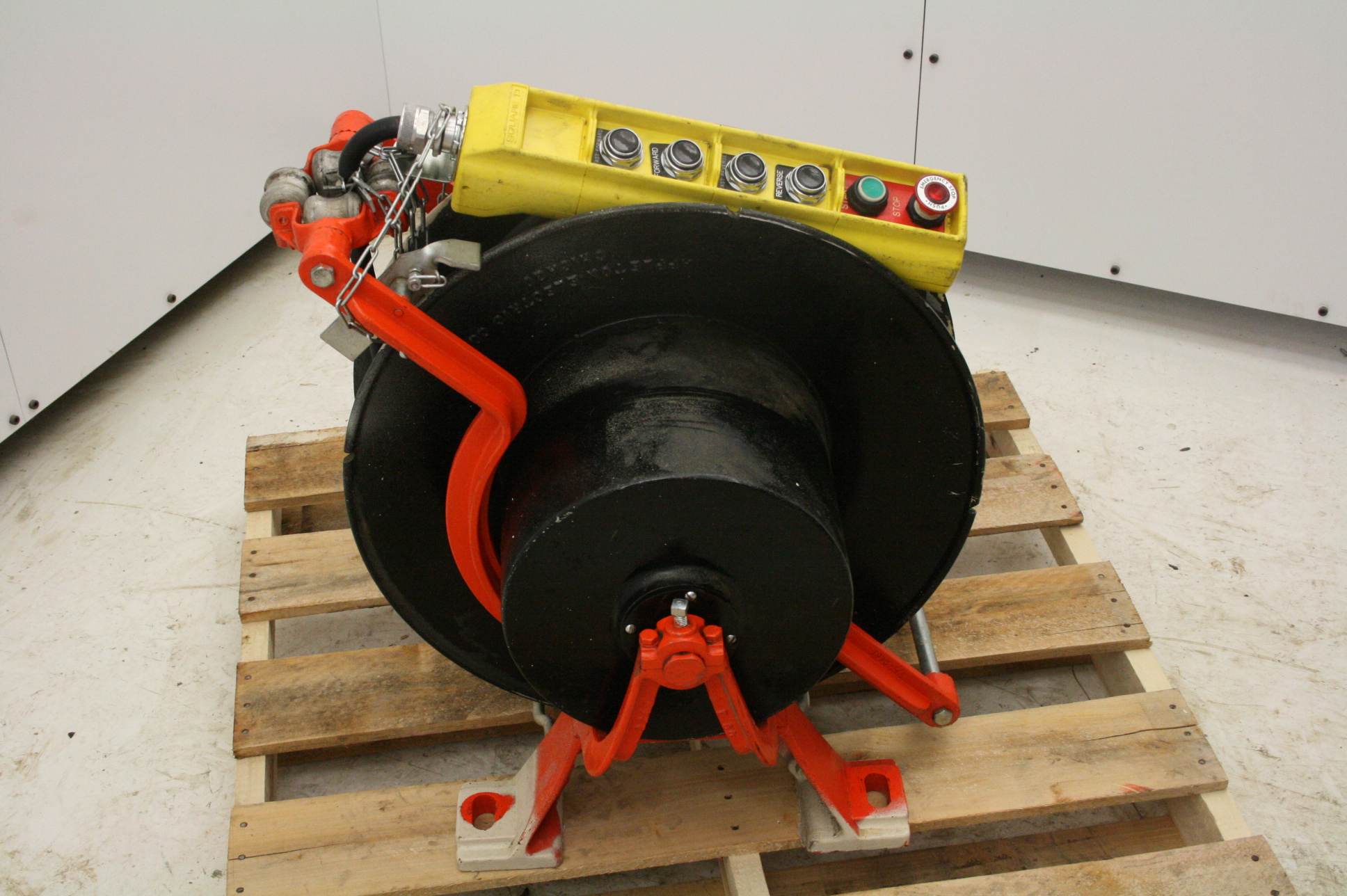 Yale ES-64 75' Retractable Electric Cord Reel 6 Conductor Square D ...