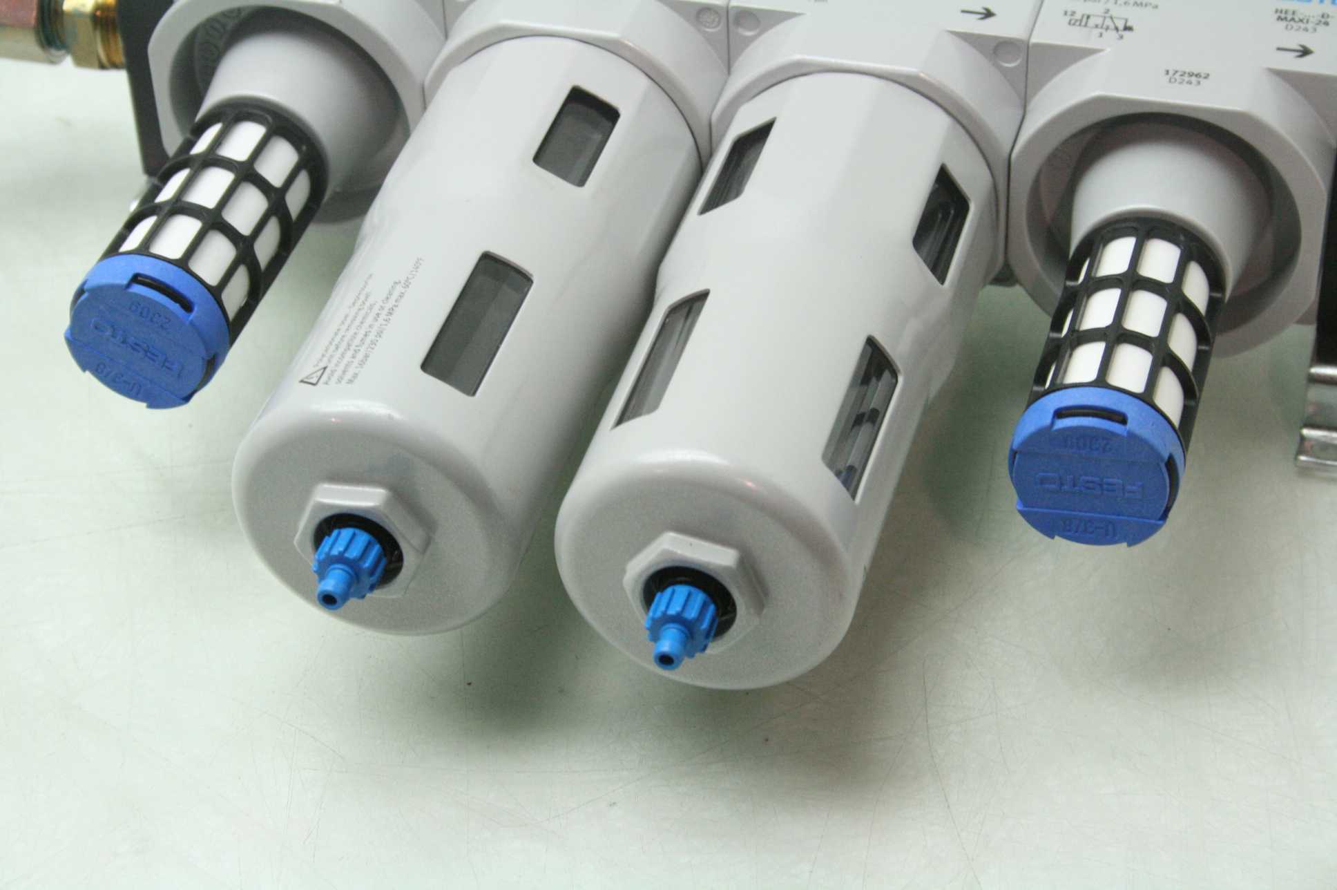 Festo Pneumatic FRL Filter HE-3/4-D-MAXI-N Regulator LFR-D-7-MAXI LF-D ...