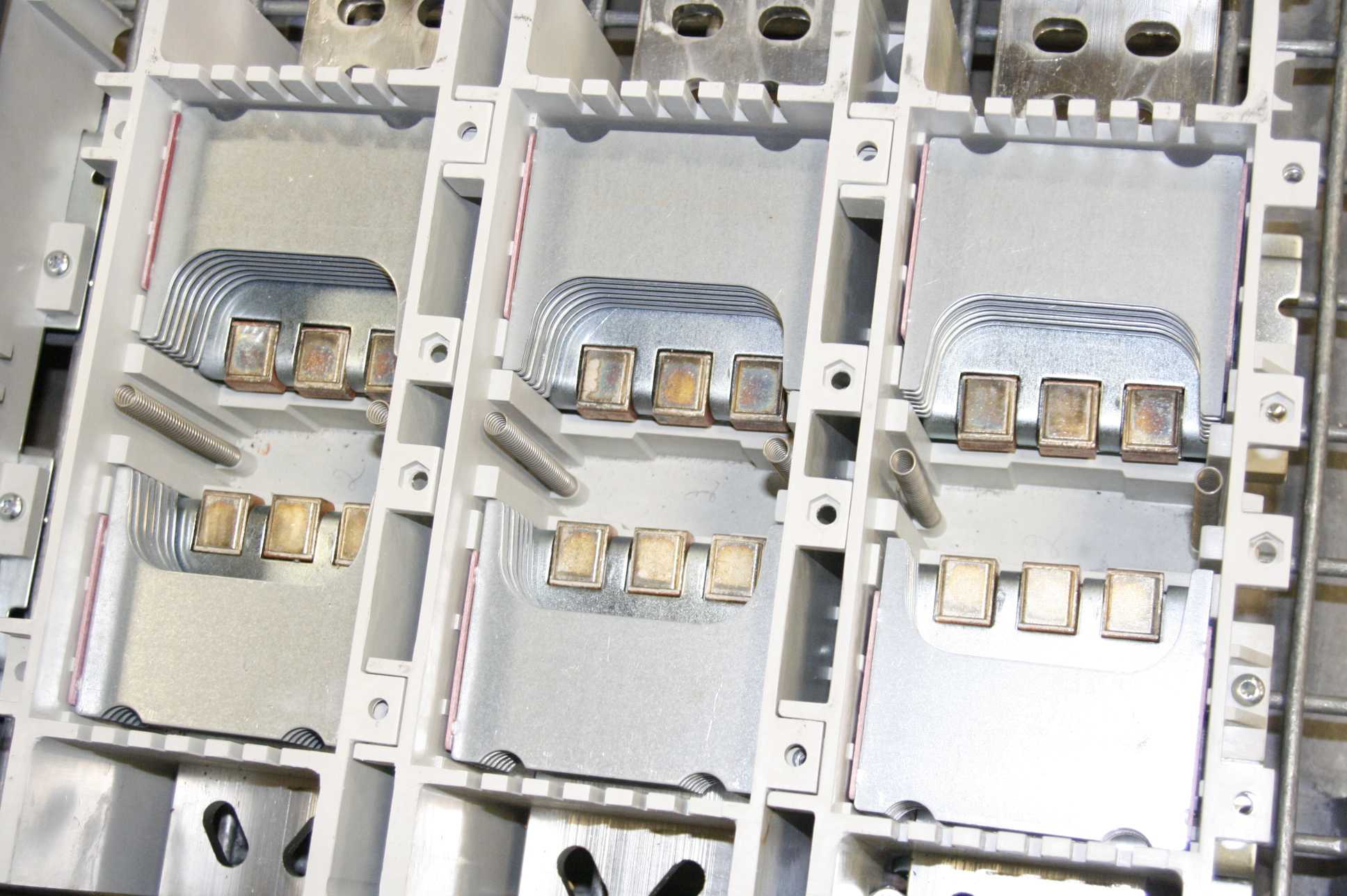 ABB AF1350-30 Contactor 100-250V DC Coil 1350A / 1000V DC / AF135030 ...